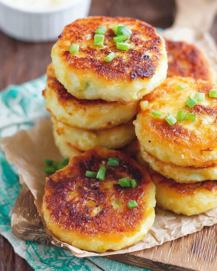 Cheesy Mashed Potato Cakes